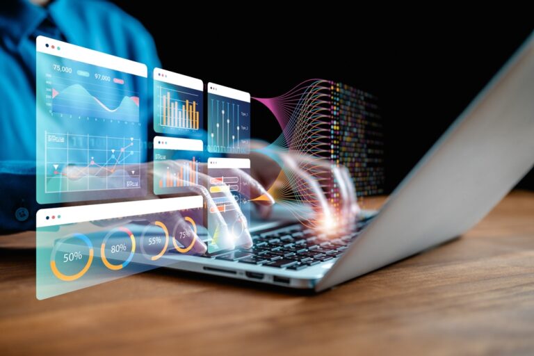 Kako funkcionira strojno učenje? (7 primjena u računarstvu ...