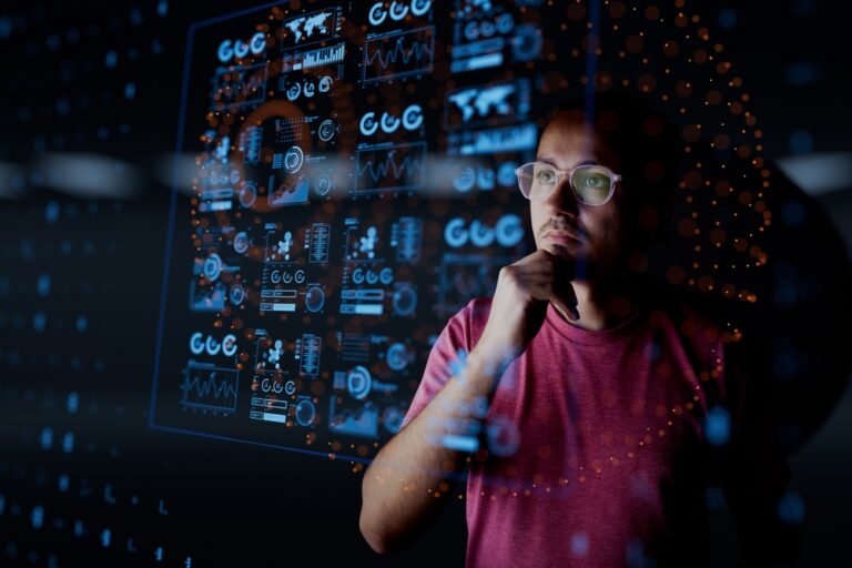 Kako funkcionira strojno učenje? (7 primjena u računarstvu ...